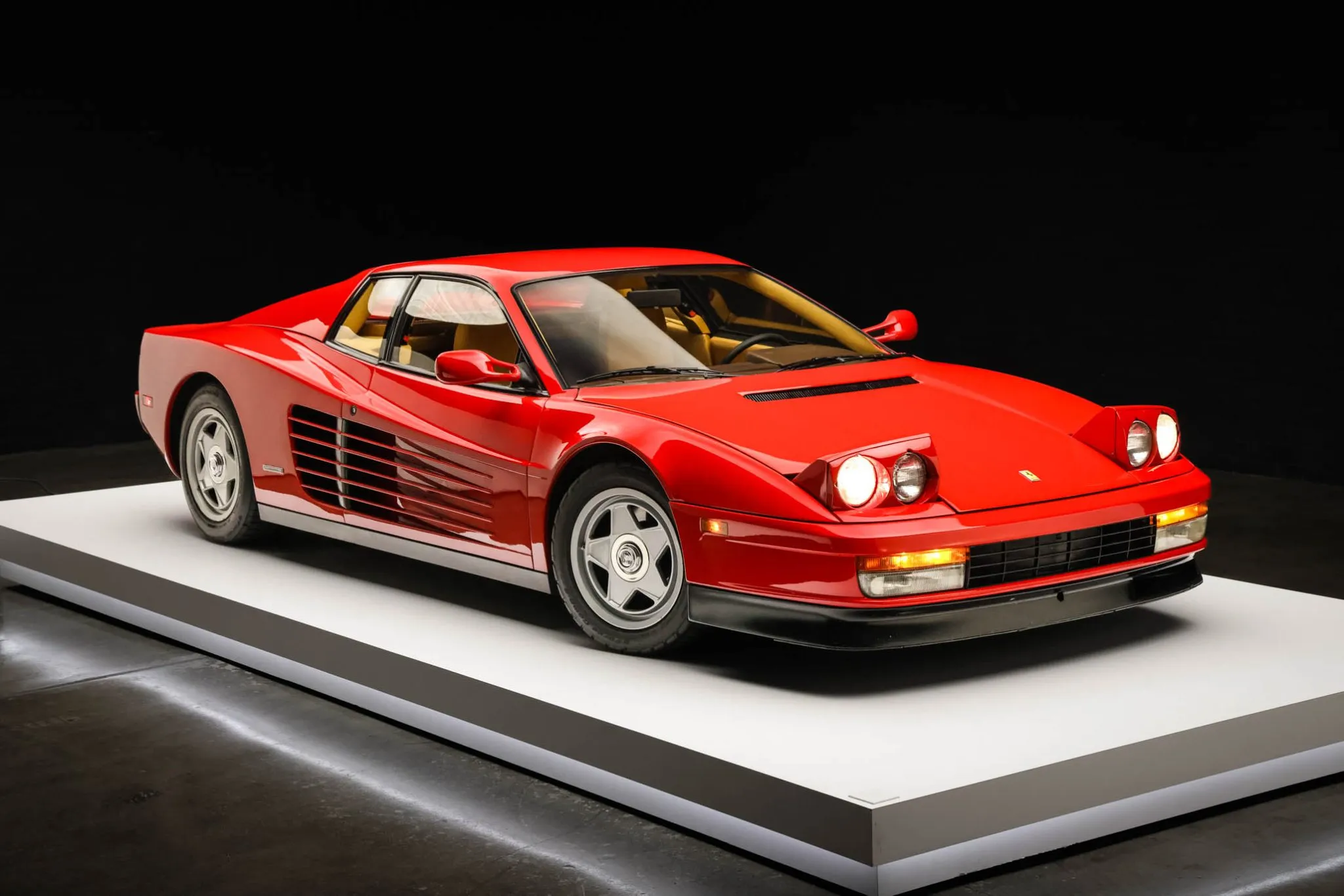 1987 Ferrari Testarossa - WOB Cars